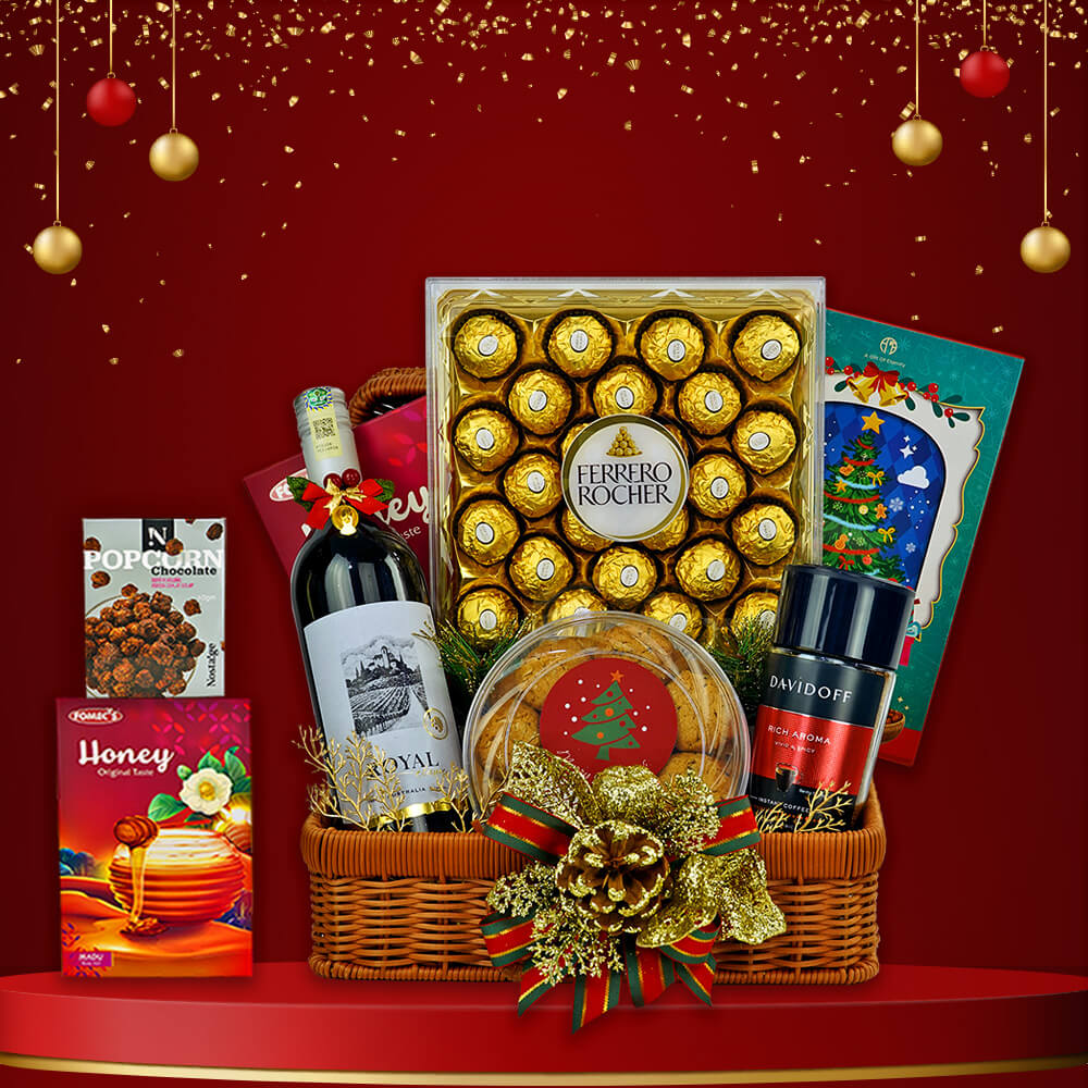 Celebrate the Season with Elegance | Christmas Hampers Filled with ...